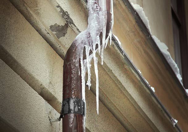 What To Do With Frozen Pipes